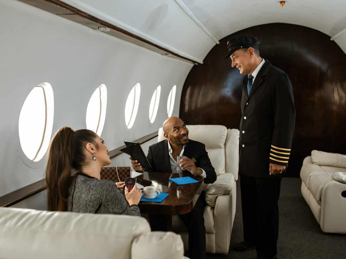 Compare os vôos a jato particulares - Compare My Jet