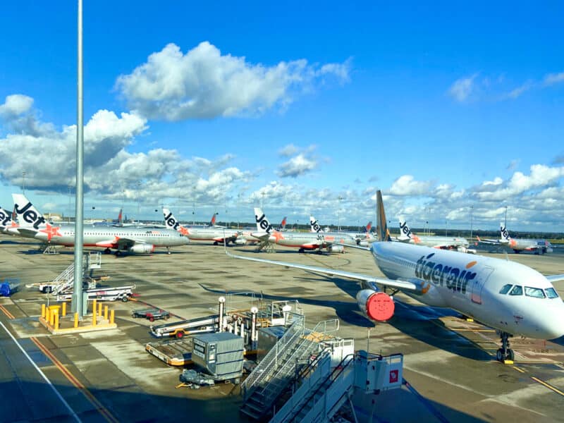 10 Biggest & Busiest Airports in Australia [With Pictures]
